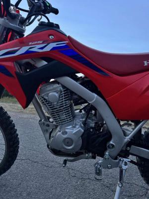 Хонда CRF 2023 в Паневежис, объемом двигателя 0.13 л и пробегом 0 тыс. км за 2450 €, фото 7 на AUTOMOTO.COM.LV