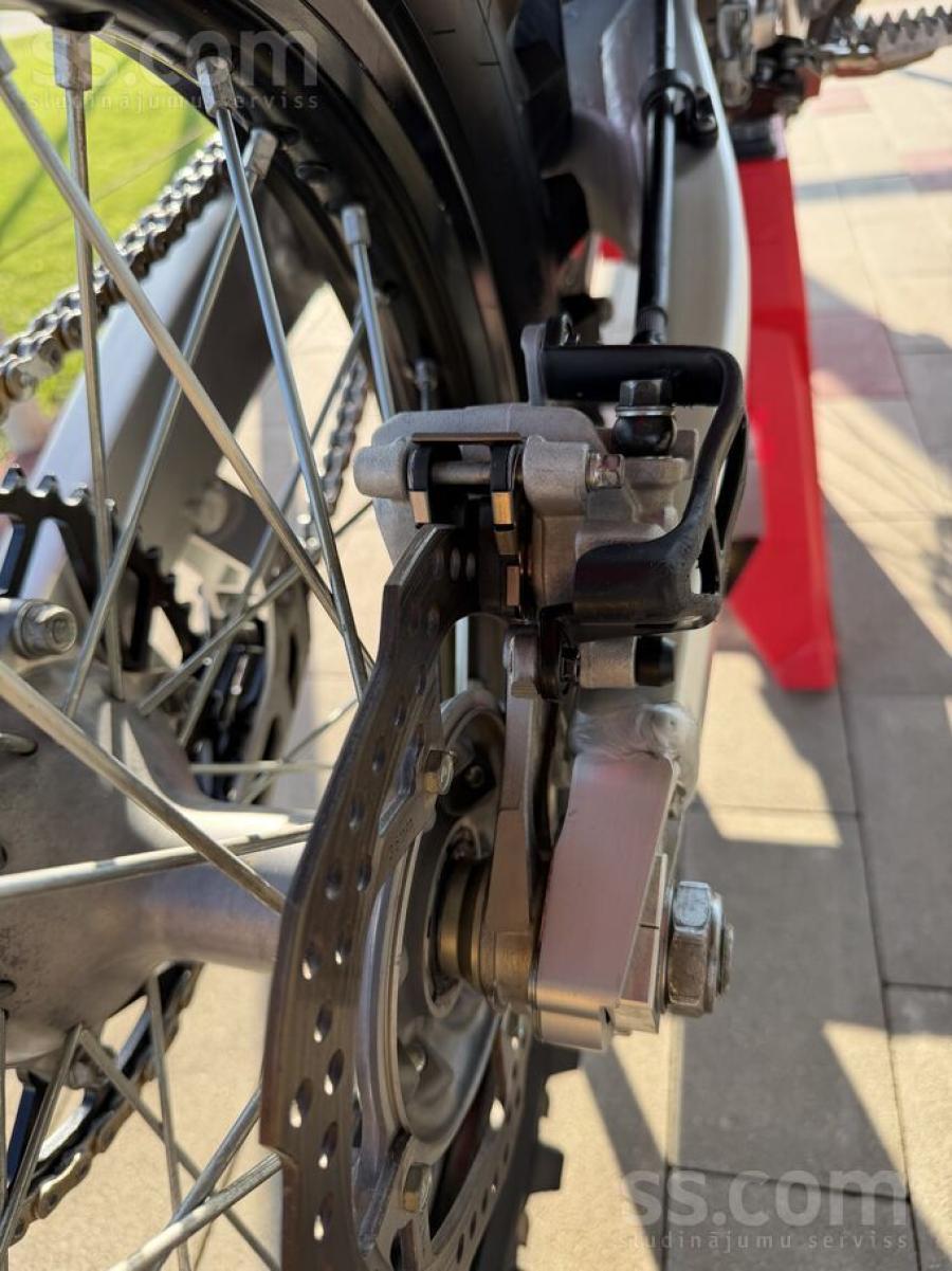 Honda CRF 2026 Rīga, ar dzinēja tilpumu 0.45 L un nobraukumu 0 tūkst. km par 6300 €, foto 4 vietnē AUTOMOTO.COM.LV