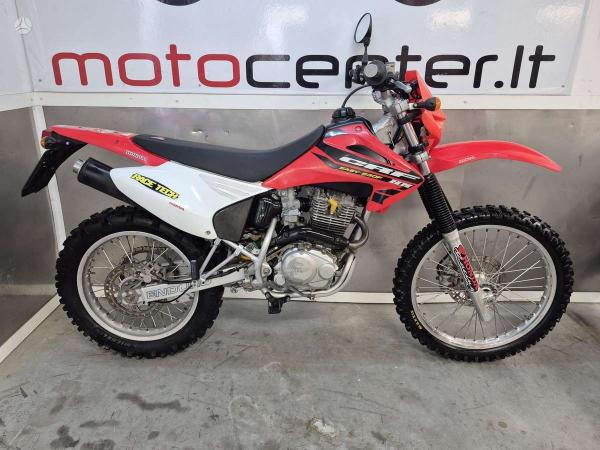 Red Honda CRF 2004 in Kaunas, with an engine capacity of 0.23 L and mileage of 0 thousand km for 2500 €, photo 2 on AUTOMOTO.COM.LV