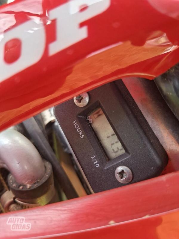 Red Honda CRF 2004 in Radviliskis, with an engine capacity of 0.25 L and mileage of 0 thousand km for 1750 €, photo 7 on AUTOMOTO.COM.LV