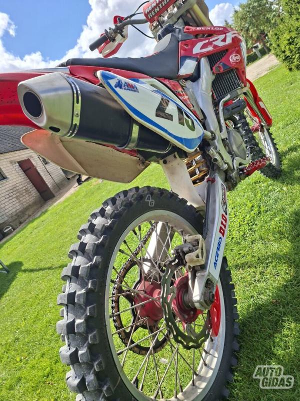 Red Honda CRF 2004 in Radviliskis, with an engine capacity of 0.25 L and mileage of 0 thousand km for 1750 €, photo 10 on AUTOMOTO.COM.LV