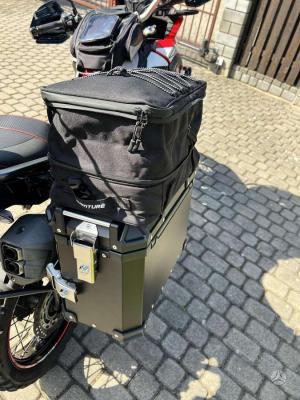 Red Honda CRF 2018 in Kaunas, with an engine capacity of 1.00 L and mileage of 37 thousand km for 9150 €, photo 11 on AUTOMOTO.COM.LV