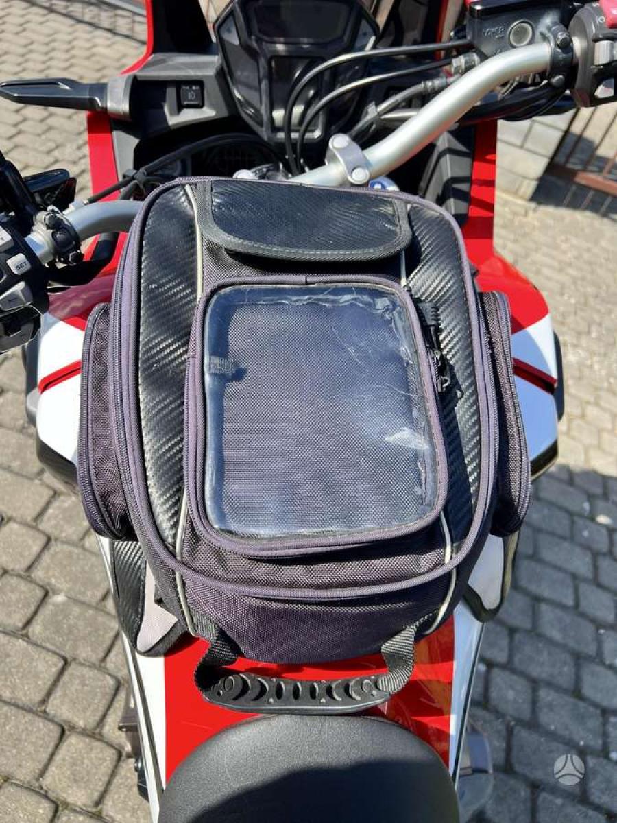 Red Honda CRF 2018 in Kaunas, with an engine capacity of 1.00 L and mileage of 37 thousand km for 9150 €, photo 13 on AUTOMOTO.COM.LV