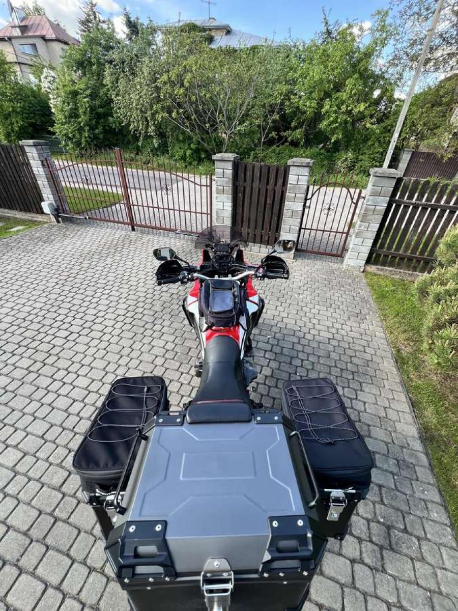 Red Honda CRF 2018 in Kaunas, with an engine capacity of 1.00 L and mileage of 37 thousand km for 9150 €, photo 14 on AUTOMOTO.COM.LV