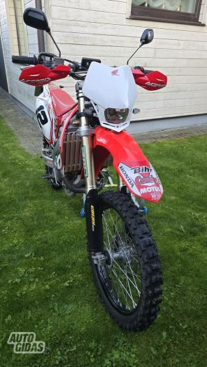 Sarkans Honda CRF 2018 Kauņa, ar dzinēja tilpumu 0.45 L un nobraukumu 0 tūkst. km par 3599 €, foto 12 vietnē AUTOMOTO.COM.LV