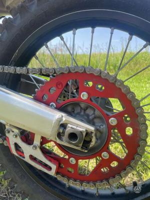 Sarkans Honda CRF 2022 Naujoji Akmenė, ar dzinēja tilpumu 0.45 L un nobraukumu 0 tūkst. km par 4500 €, foto 12 vietnē AUTOMOTO.COM.LV