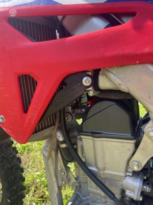 Sarkans Honda CRF 2022 Naujoji Akmenė, ar dzinēja tilpumu 0.45 L un nobraukumu 0 tūkst. km par 4500 €, foto 15 vietnē AUTOMOTO.COM.LV