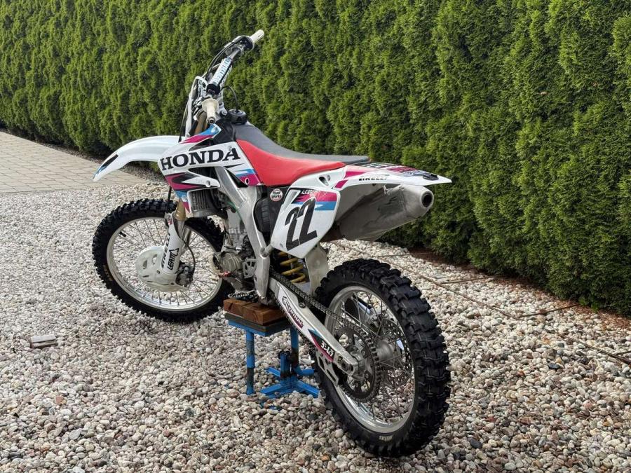 Белый Хонда CRF 2007 в Шилуте, объемом двигателя 0.25 л и пробегом 0 тыс. км за 1850 €, фото 4 на AUTOMOTO.COM.LV