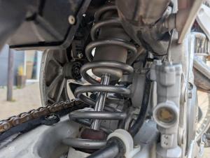 White Honda CRF 2011 in Utena, with an engine capacity of 0.25 L and mileage of 0 thousand km for 2150 €, photo 15 on AUTOMOTO.COM.LV