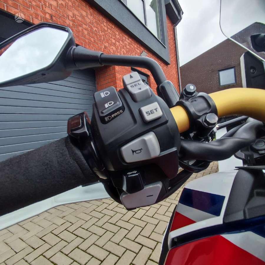 Balts Honda CRF 2017 Klaipėda, ar dzinēja tilpumu 1.00 L un nobraukumu 15 tūkst. km par 10900 €, foto 9 vietnē AUTOMOTO.COM.LV
