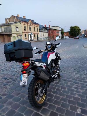 Balts Honda CRF 2017 Klaipėda, ar dzinēja tilpumu 1.00 L un nobraukumu 15 tūkst. km par 10900 €, foto 31 vietnē AUTOMOTO.COM.LV