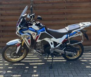 White Honda CRF 2021 in Kaunas, with an engine capacity of 1.10 L and mileage of 44 thousand km for 13300 €, photo 6 on AUTOMOTO.COM.LV