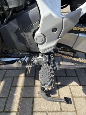 White Honda CRF 2021 in Kaunas, with an engine capacity of 1.10 L and mileage of 44 thousand km for 13300 €, photo 9 on AUTOMOTO.COM.LV
