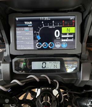 White Honda CRF 2021 in Kaunas, with an engine capacity of 1.10 L and mileage of 44 thousand km for 13300 €, photo 17 on AUTOMOTO.COM.LV