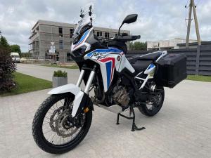 Белый Хонда CRF 2023 в Клайпеда, объемом двигателя 1.10 л и пробегом 11 тыс. км за 12700 €, фото 5 на AUTOMOTO.COM.LV