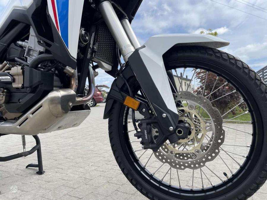 Белый Хонда CRF 2023 в Клайпеда, объемом двигателя 1.10 л и пробегом 11 тыс. км за 12700 €, фото 13 на AUTOMOTO.COM.LV