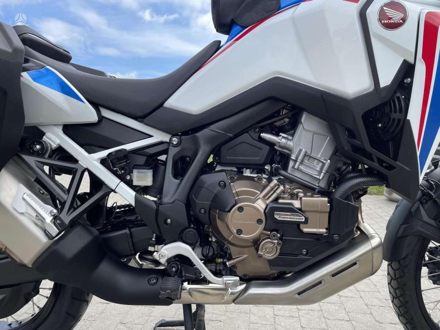 Белый Хонда CRF 2023 в Клайпеда, объемом двигателя 1.10 л и пробегом 11 тыс. км за 12700 €, фото 14 на AUTOMOTO.COM.LV