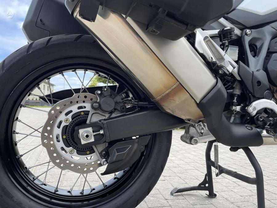 Белый Хонда CRF 2023 в Клайпеда, объемом двигателя 1.10 л и пробегом 11 тыс. км за 12700 €, фото 15 на AUTOMOTO.COM.LV