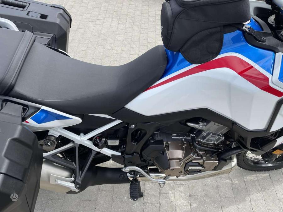Белый Хонда CRF 2023 в Клайпеда, объемом двигателя 1.10 л и пробегом 11 тыс. км за 12700 €, фото 19 на AUTOMOTO.COM.LV