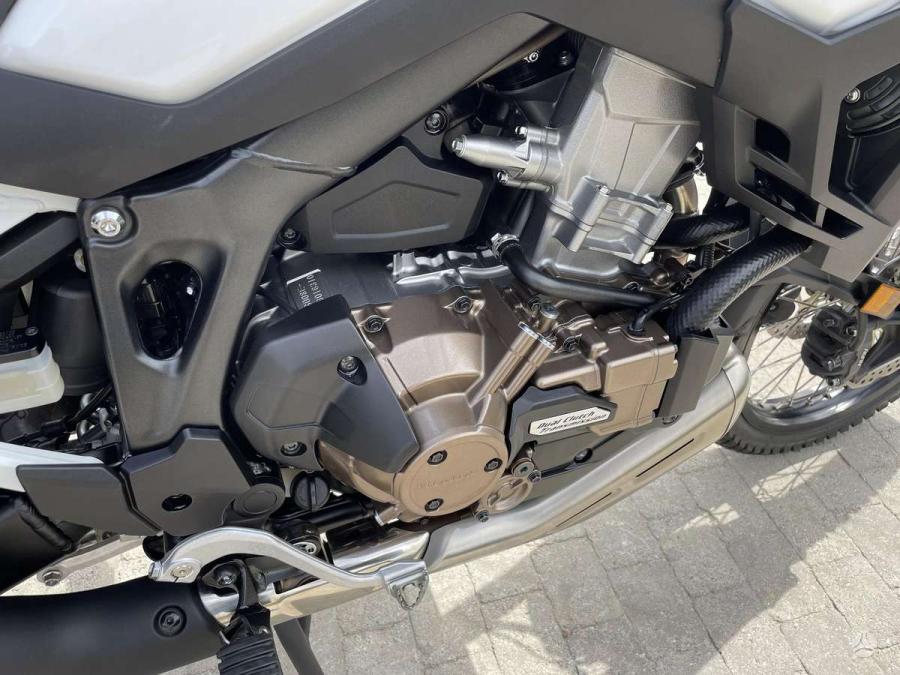 Белый Хонда CRF 2023 в Клайпеда, объемом двигателя 1.10 л и пробегом 11 тыс. км за 12700 €, фото 20 на AUTOMOTO.COM.LV