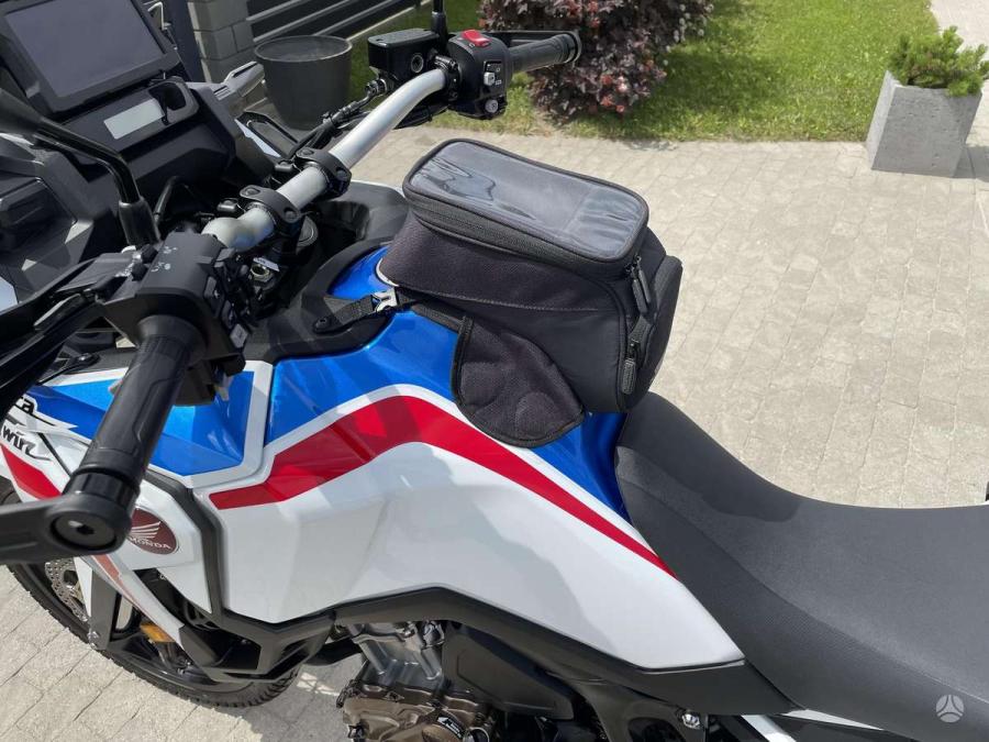 Белый Хонда CRF 2023 в Клайпеда, объемом двигателя 1.10 л и пробегом 11 тыс. км за 12700 €, фото 22 на AUTOMOTO.COM.LV