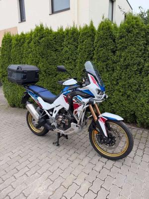 Balts Honda CRF 2024 Viļņa, ar dzinēja tilpumu 1.10 L un nobraukumu 32 tūkst. km par 15609 €, foto 3 vietnē AUTOMOTO.COM.LV