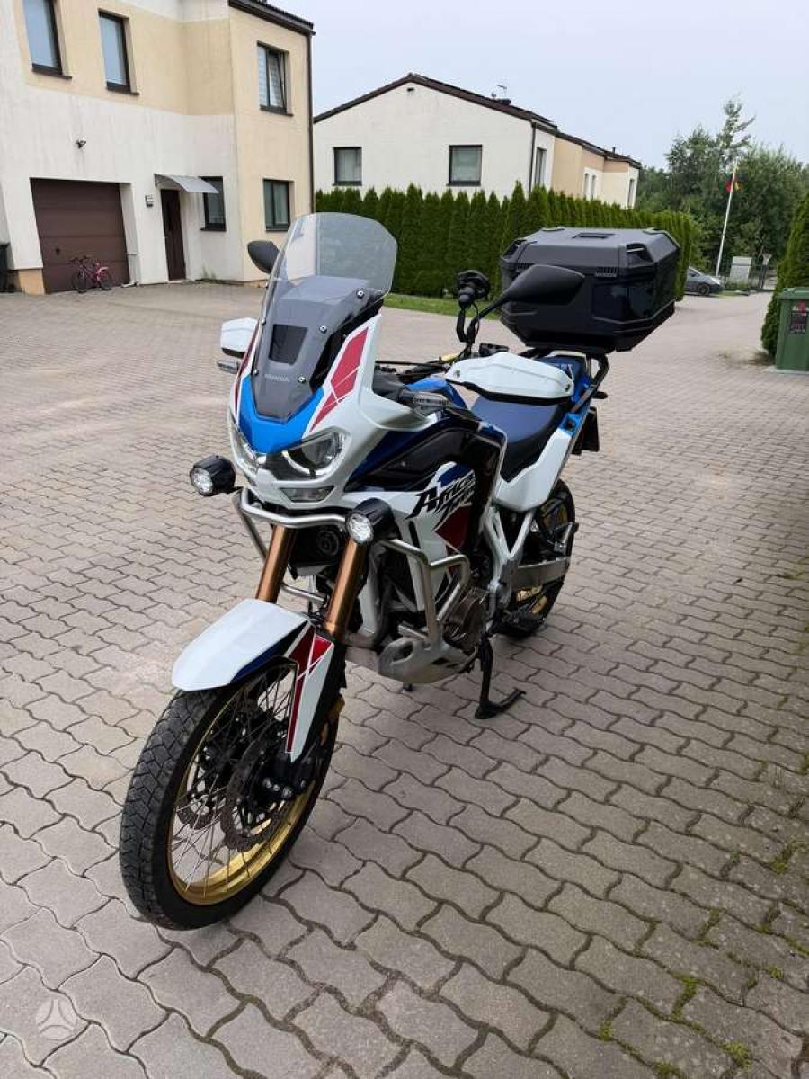 Balts Honda CRF 2024 Viļņa, ar dzinēja tilpumu 1.10 L un nobraukumu 32 tūkst. km par 15609 €, foto 5 vietnē AUTOMOTO.COM.LV