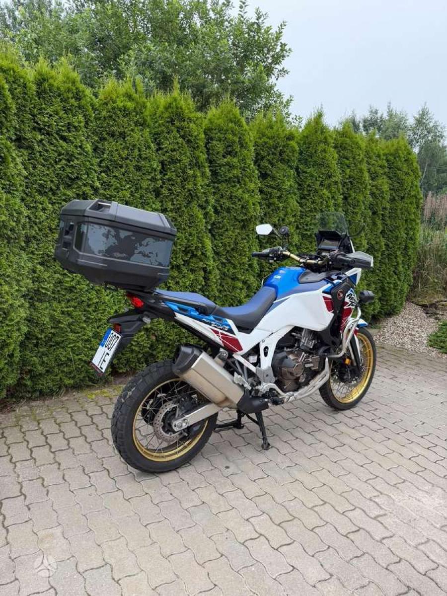 Balts Honda CRF 2024 Viļņa, ar dzinēja tilpumu 1.10 L un nobraukumu 32 tūkst. km par 15609 €, foto 7 vietnē AUTOMOTO.COM.LV
