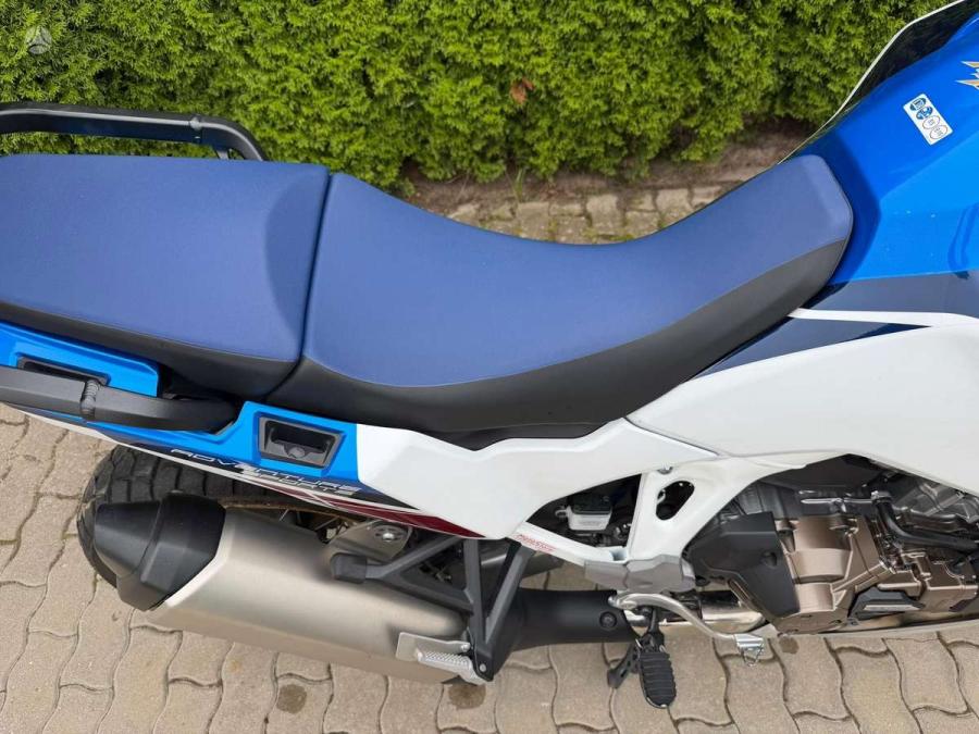 Balts Honda CRF 2024 Viļņa, ar dzinēja tilpumu 1.10 L un nobraukumu 32 tūkst. km par 15609 €, foto 9 vietnē AUTOMOTO.COM.LV