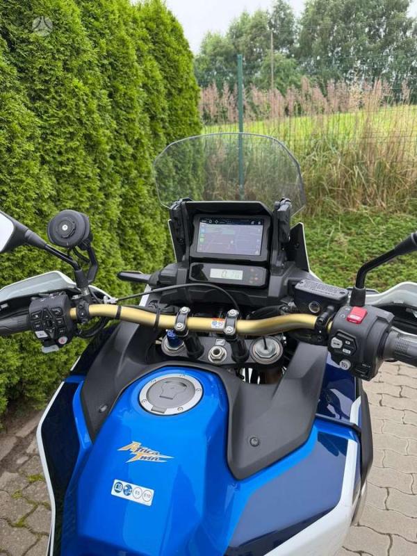 Balts Honda CRF 2024 Viļņa, ar dzinēja tilpumu 1.10 L un nobraukumu 32 tūkst. km par 15609 €, foto 9 vietnē AUTOMOTO.COM.LV