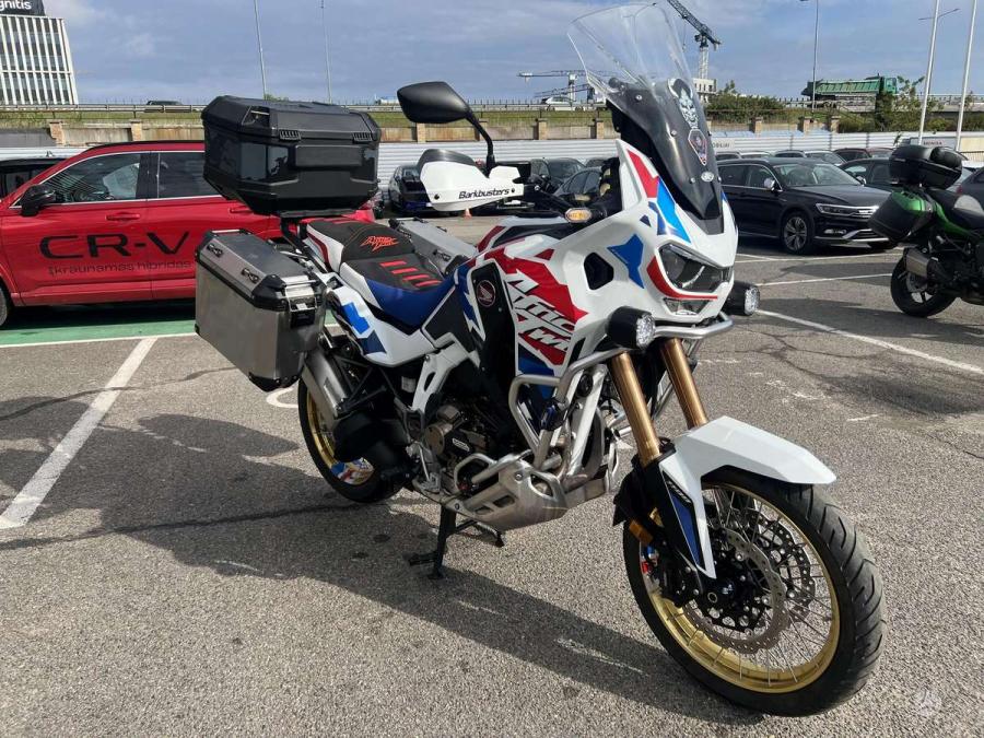 Белый Хонда CRF 2025 в Вильнюс, объемом двигателя 1.10 л и пробегом 13 тыс. км за 18700 €, фото 9 на AUTOMOTO.COM.LV