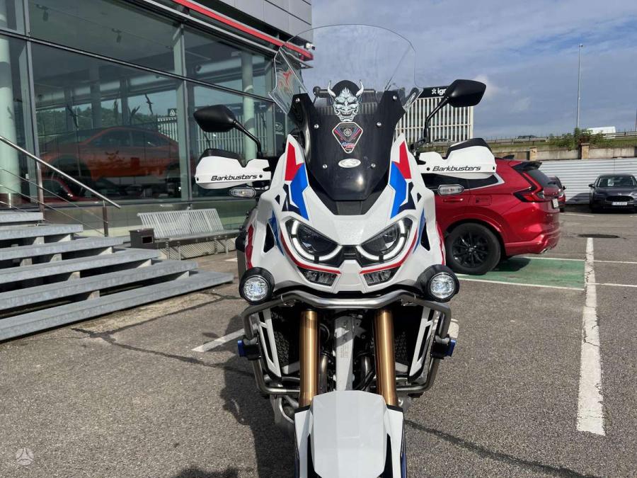 Белый Хонда CRF 2025 в Вильнюс, объемом двигателя 1.10 л и пробегом 13 тыс. км за 18700 €, фото 10 на AUTOMOTO.COM.LV