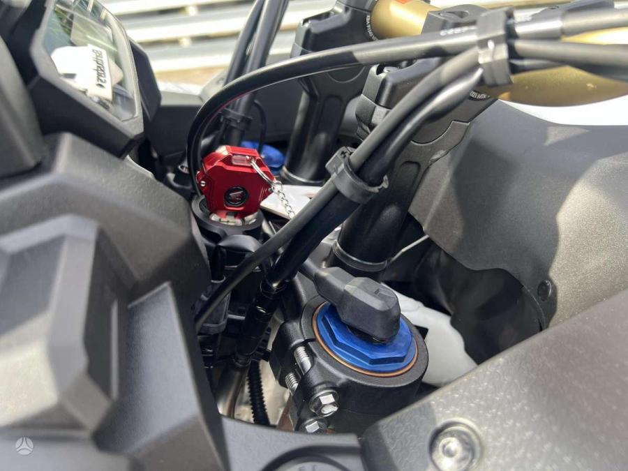 Белый Хонда CRF 2025 в Вильнюс, объемом двигателя 1.10 л и пробегом 13 тыс. км за 18700 €, фото 16 на AUTOMOTO.COM.LV