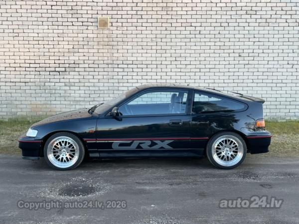 Black Honda CRX 1992 in Paide, with an engine capacity of 1.60 L and mileage of 289 thousand km for 8500 €, photo 10 on AUTOMOTO.COM.LV