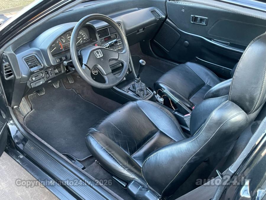 Black Honda CRX 1992 in Paide, with an engine capacity of 1.60 L and mileage of 289 thousand km for 8500 €, photo 13 on AUTOMOTO.COM.LV