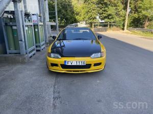 Yellow Honda CRX 1994 in Riga, with an engine capacity of 1.60 L and mileage of 273 thousand km for 3500 €, photo  on AUTOMOTO.COM.LV