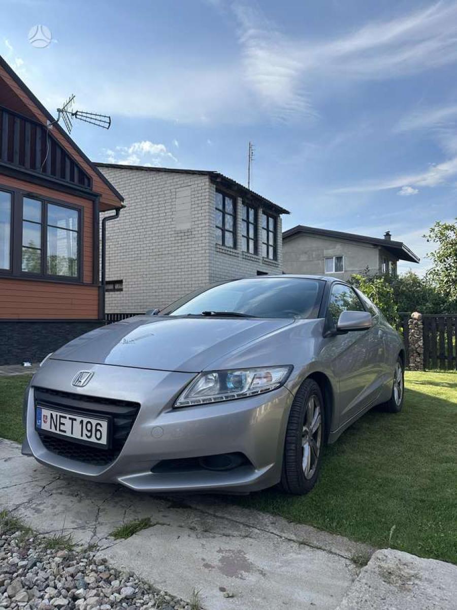 Pelēks Honda CRZ 2012 Viļņa, ar dzinēja tilpumu 1.50 L un nobraukumu 224 tūkst. km par 4300 €, foto 1 vietnē AUTOMOTO.COM.LV