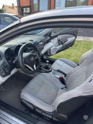 Pelēks Honda CRZ 2012 Viļņa, ar dzinēja tilpumu 1.50 L un nobraukumu 224 tūkst. km par 4300 €, foto 9 vietnē AUTOMOTO.COM.LV