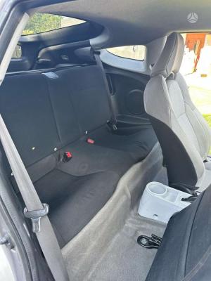 Pelēks Honda CRZ 2012 Viļņa, ar dzinēja tilpumu 1.50 L un nobraukumu 224 tūkst. km par 4300 €, foto 11 vietnē AUTOMOTO.COM.LV