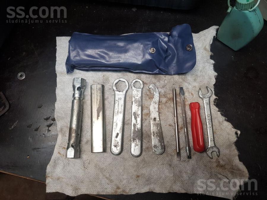 Хонда CX 500 1983 в Огре, объемом двигателя 0.50 л и пробегом 0 тыс. км за 2350 €, фото 9 на AUTOMOTO.COM.LV