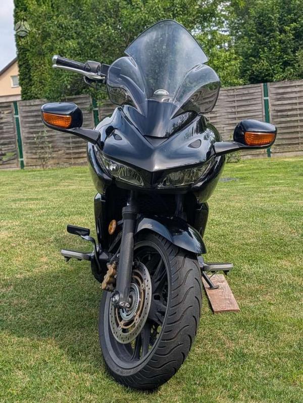 Black Honda DN 01 2009 in Vilnius, with an engine capacity of 0.68 L and mileage of 17 thousand km for 5700 €, photo 4 on AUTOMOTO.COM.LV