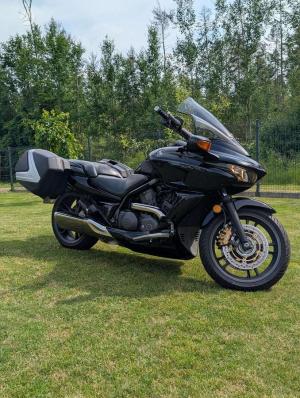 Black Honda DN 01 2009 in Vilnius, with an engine capacity of 0.68 L and mileage of 17 thousand km for 5700 €, photo 6 on AUTOMOTO.COM.LV