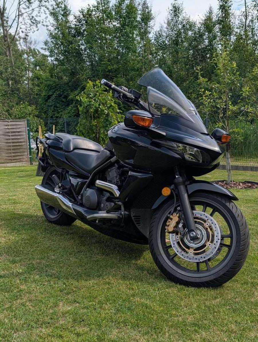 Black Honda DN 01 2009 in Vilnius, with an engine capacity of 0.68 L and mileage of 17 thousand km for 5700 €, photo 7 on AUTOMOTO.COM.LV