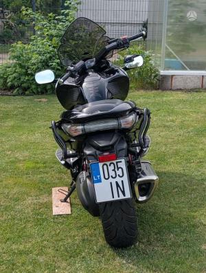 Black Honda DN 01 2009 in Vilnius, with an engine capacity of 0.68 L and mileage of 17 thousand km for 5700 €, photo 8 on AUTOMOTO.COM.LV