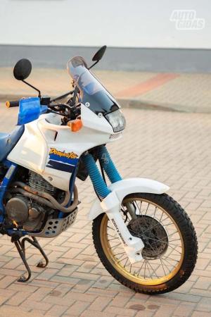 Honda Dominator 1991 in Jonava, with an engine capacity of 0.65 L and mileage of 60 thousand km for 1850 €, photo 3 on AUTOMOTO.COM.LV