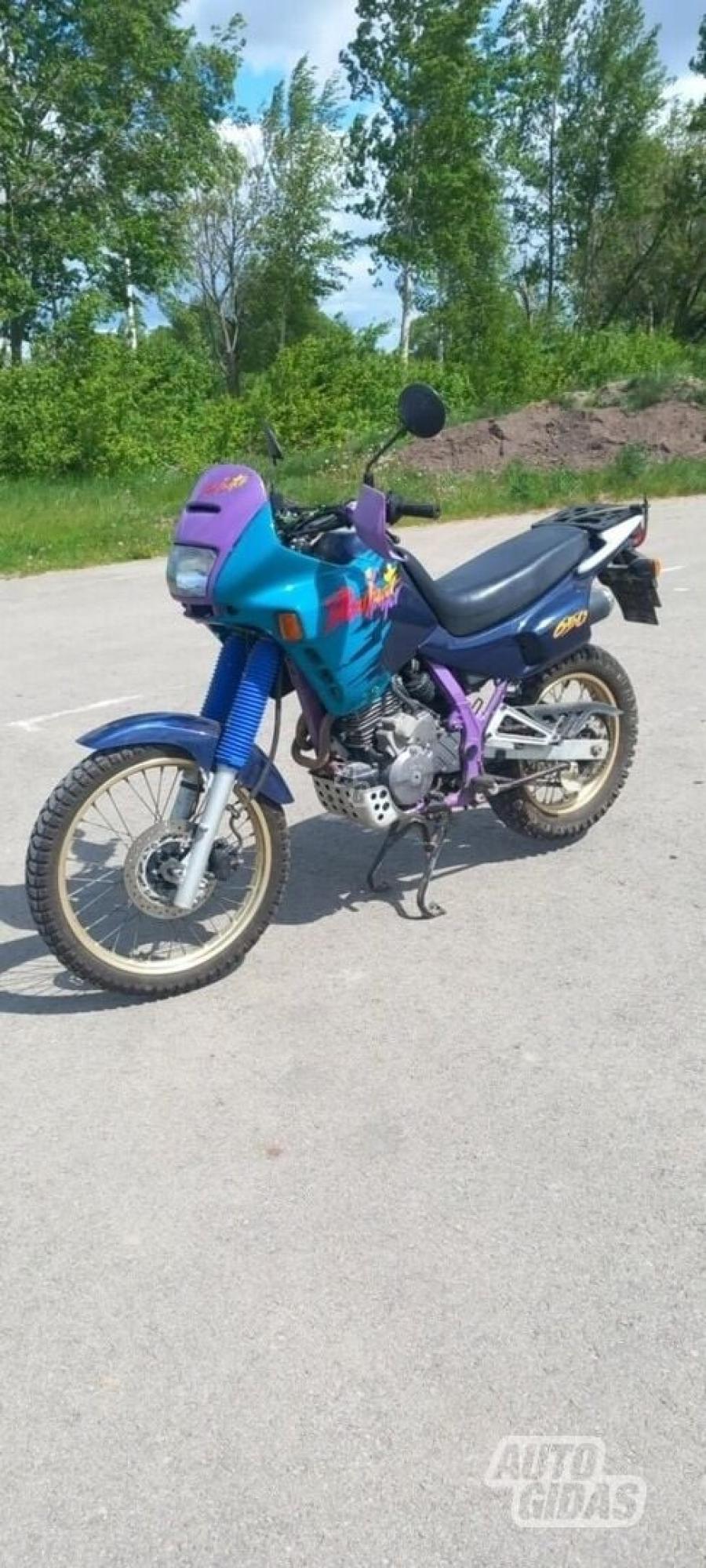 Honda Dominator 1993 Šauļi, ar dzinēja tilpumu 0.65 L un nobraukumu 51 tūkst. km par 1650 €, foto 1 vietnē AUTOMOTO.COM.LV
