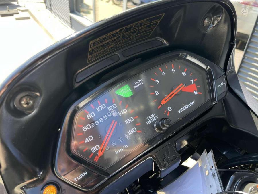 Honda Dominator 1994 Rīga, ar dzinēja tilpumu 0.65 L un nobraukumu 23 tūkst. km par 2199 €, foto 8 vietnē AUTOMOTO.COM.LV