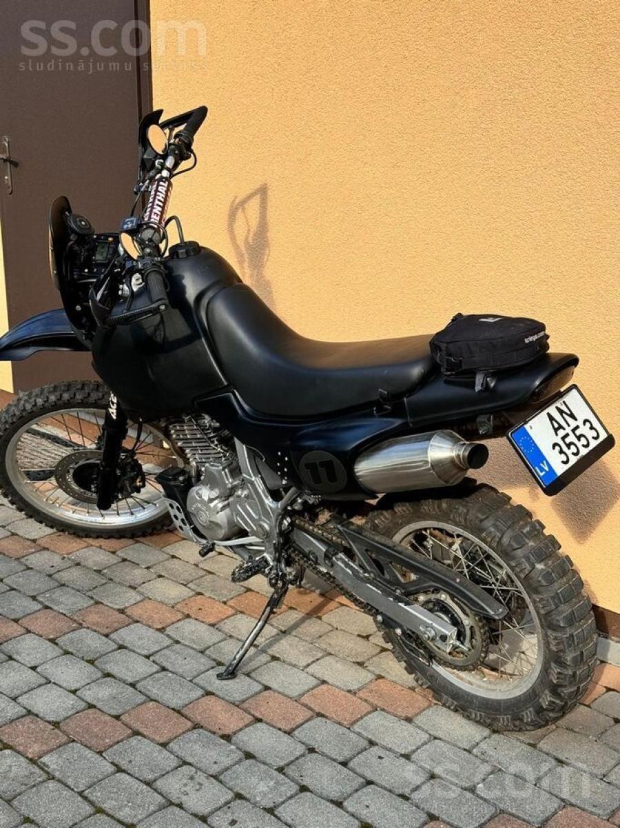 Honda Dominator 1995 in Riga, with an engine capacity of 0.65 L and mileage of 0 thousand km for 4200 €, photo 7 on AUTOMOTO.COM.LV