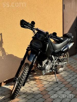 Honda Dominator 1995 Rīga, ar dzinēja tilpumu 0.65 L un nobraukumu 0 tūkst. km par 3800 €, foto 6 vietnē AUTOMOTO.COM.LV