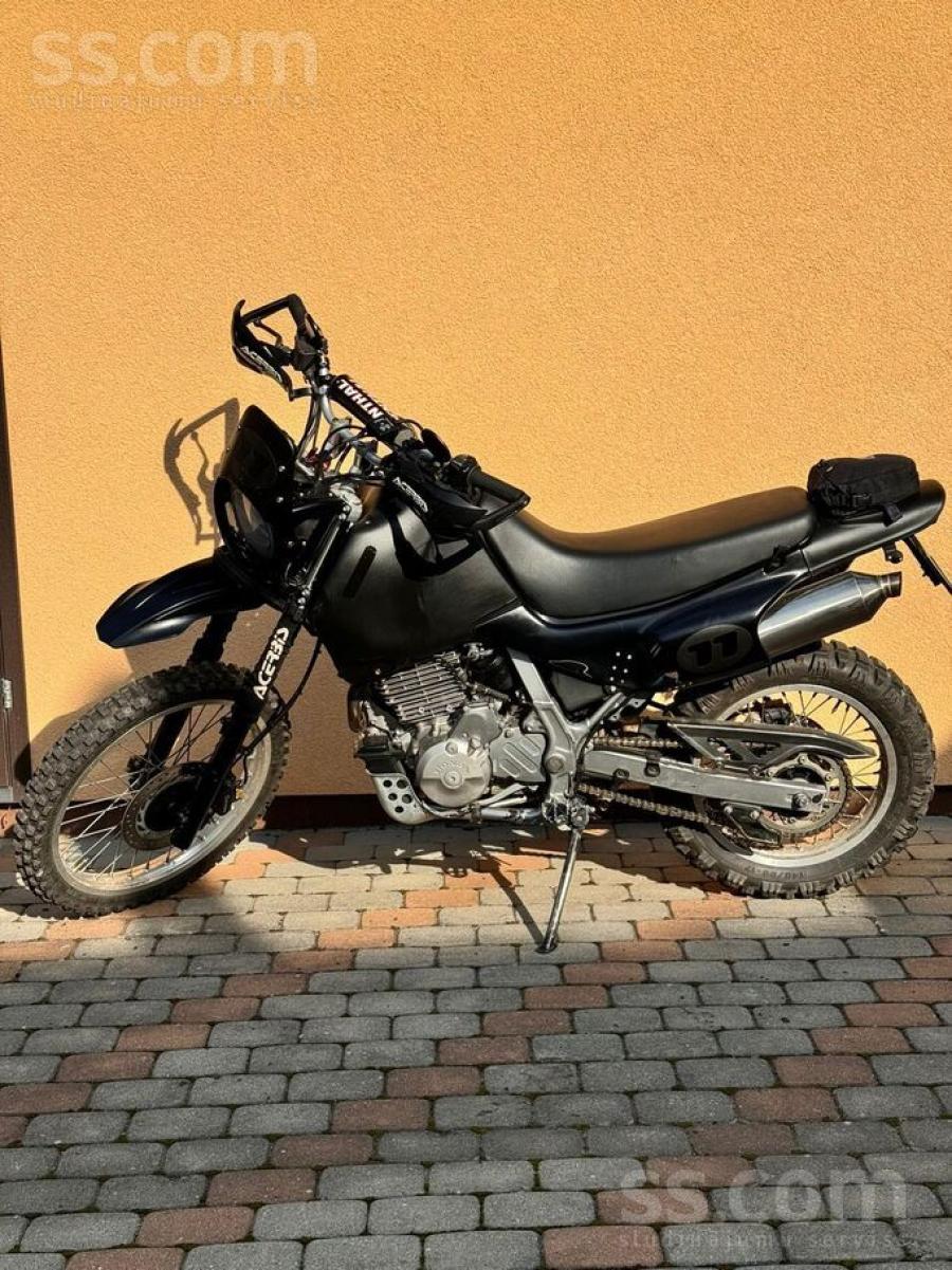 Honda Dominator 1995 Rīga, ar dzinēja tilpumu 0.65 L un nobraukumu 0 tūkst. km par 3800 €, foto 11 vietnē AUTOMOTO.COM.LV